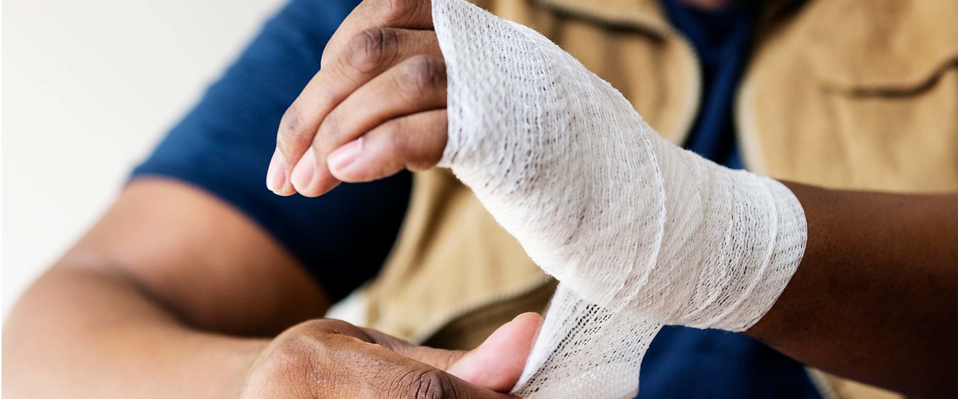 Expert Tips Revealed: Healthy vs Infected Wound Prevention & Care